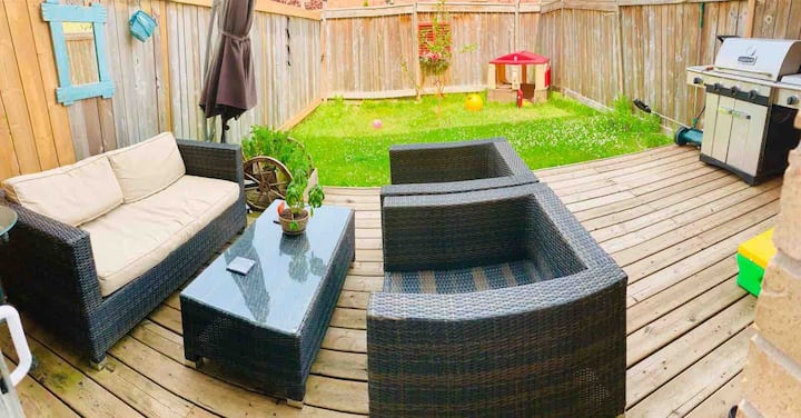 In Oakville Bright And Cozy Studio Ground Floor. - Burlington