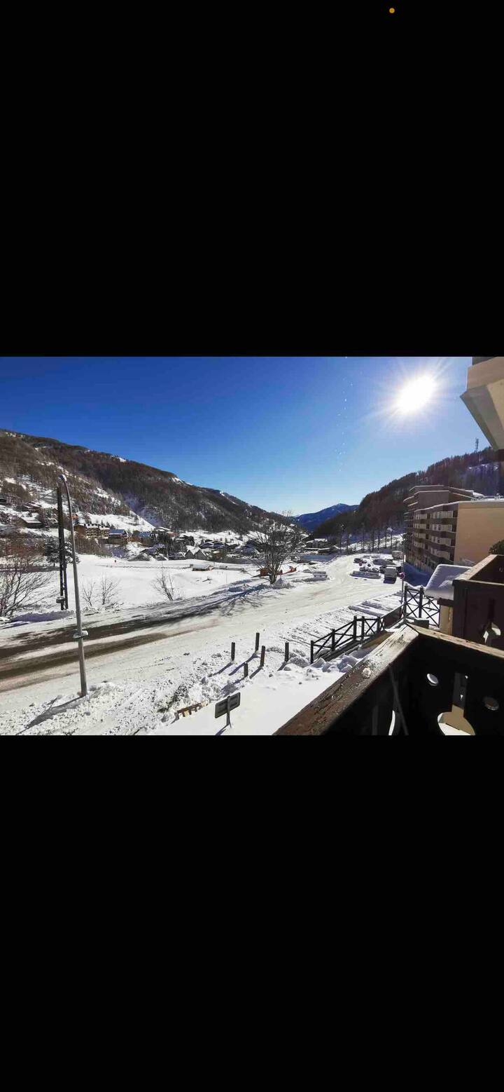 Beau Studio Situé Au Pied Des Pistes - La Foux d'Allos