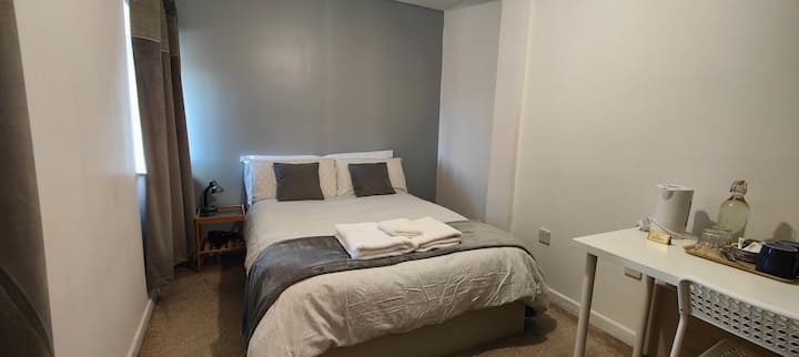 #3 Double Room -Shared Bathroom- Dublin Room - Cork (Ireland)