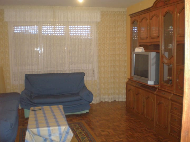 En Soria Alquila Una Habitacion Piso Compartido - Soria