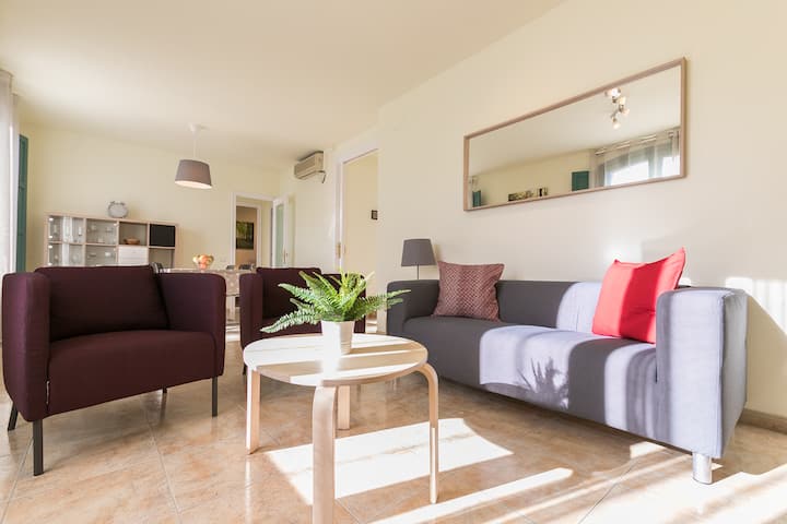 Be Barcelona - Plaza Catalunya Nice And Comfy 4.1 (Mp8) - Barcelona