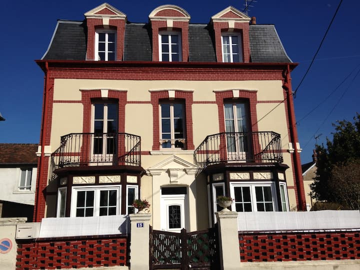 Belle Villa De Caractère à Cabourg - Dives-sur-Mer