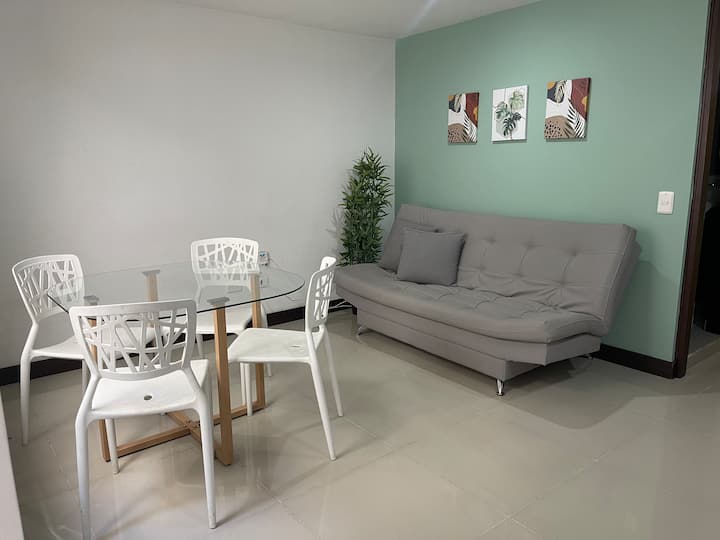 3202 Acogedor Apartaestudio En Laureles - Medellín