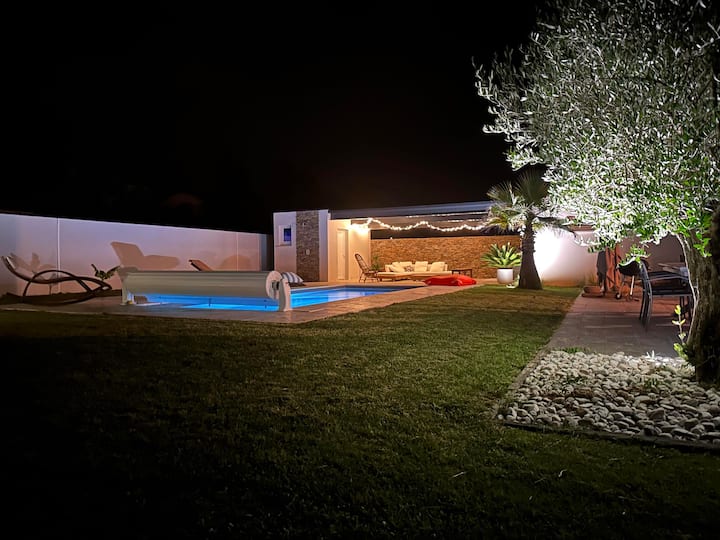 Maison Pour 6 Avec Piscine, Jacuzzi, Espace Enfant - Agen