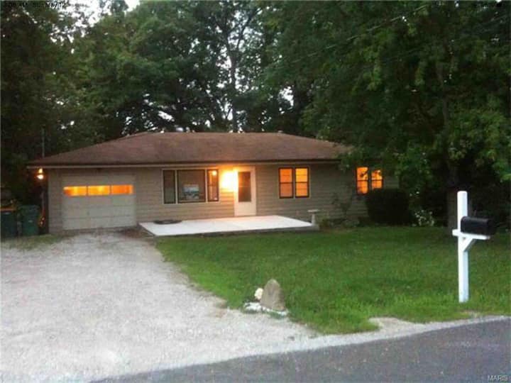 Lake St Louis, O’fallon House (Extended Stay) - O'Fallon, MO