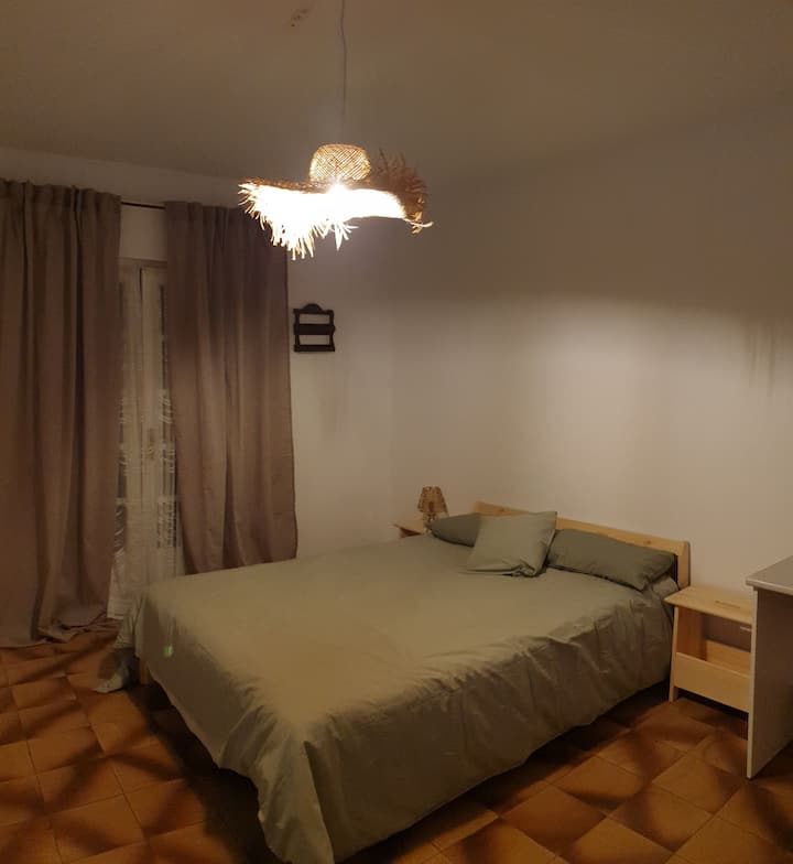 Habitación Privada, Cama Doble. - Fuengirola