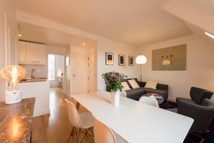 Chambre Balcon Vue Tour Eiffel - 