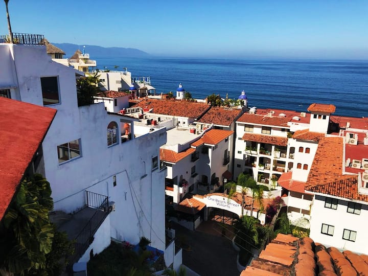 🌅 Ocean-view Studio 1-block From Muertos Beach - Puerto Vallarta