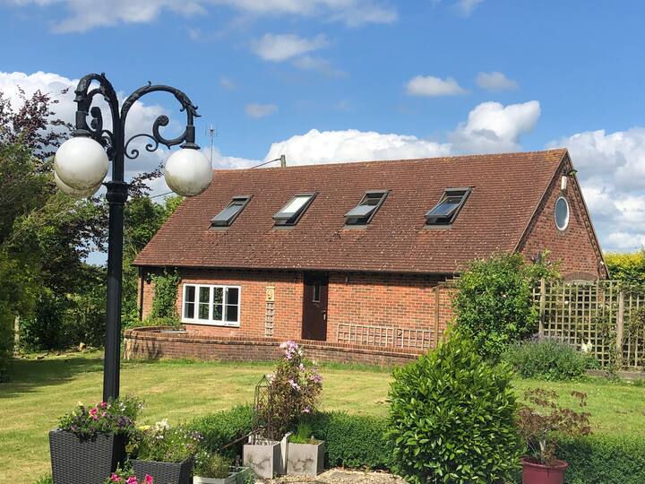 Unique Cottage In Area Of Outstanding Beauty - Wantage