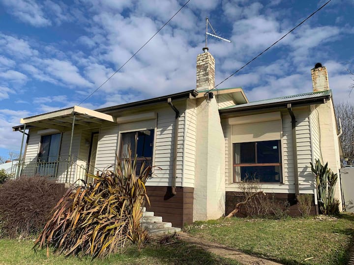 Tom‘s Cottage Near Botanic Garden - Daylesford