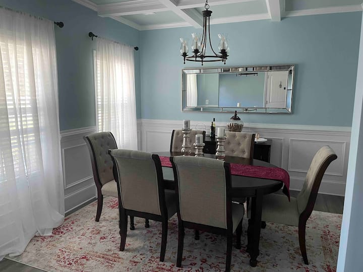 Cheerful Private Br In A Lovely Residential Home - Clayton, NC