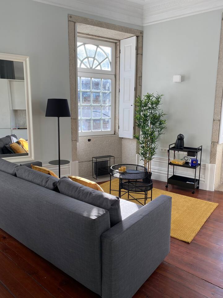 Get An Autentic Historic Flat - Canelas