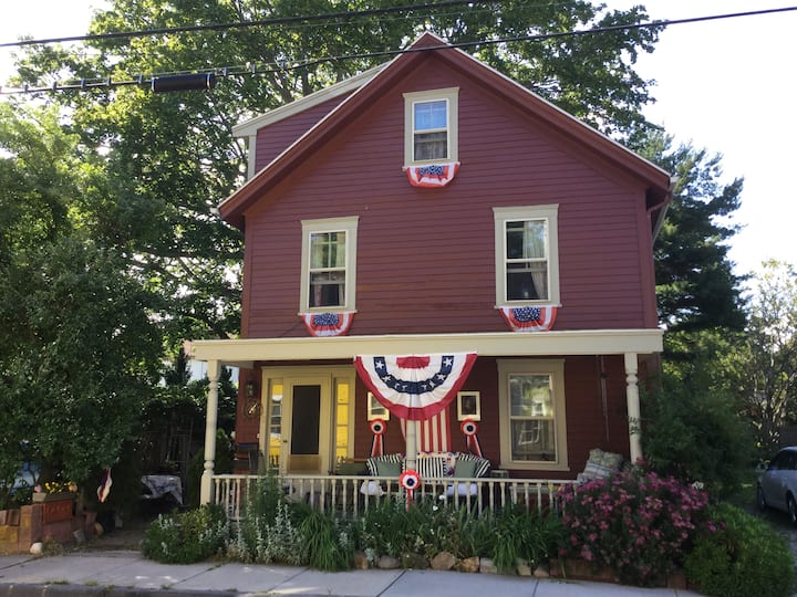 Private Guest Suite Intown Newport - Newport, RI