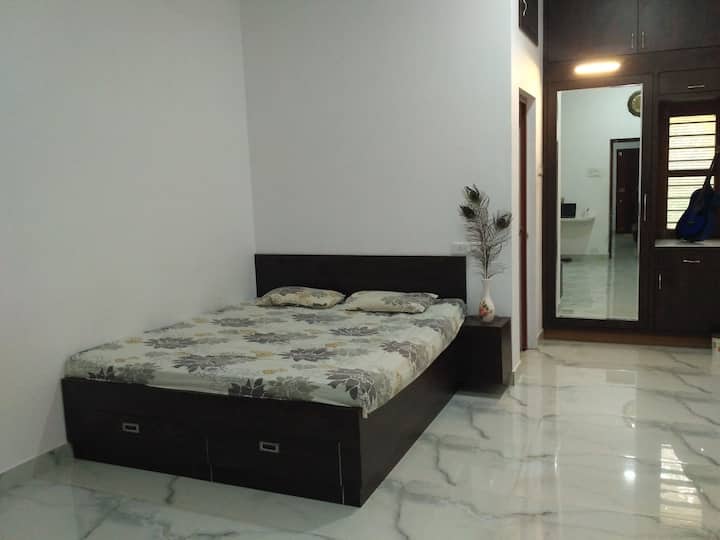 Yaa Residency Near Vit - Vellore