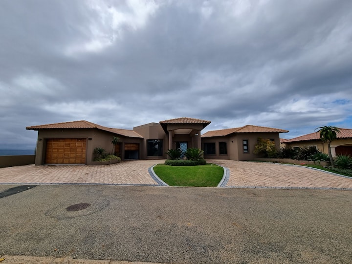 The Hill Estate House 14 - Plettenberg Bay