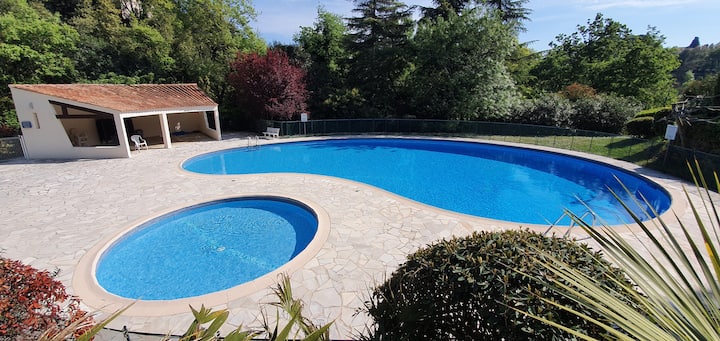 Studio Rénové Avec Belle Vue Au Calme Absolue - Mougins