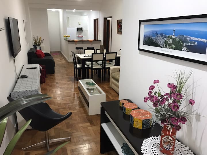 Copacabana Apartment (4br+2bt) - Subway Cantagalo - Copacabana