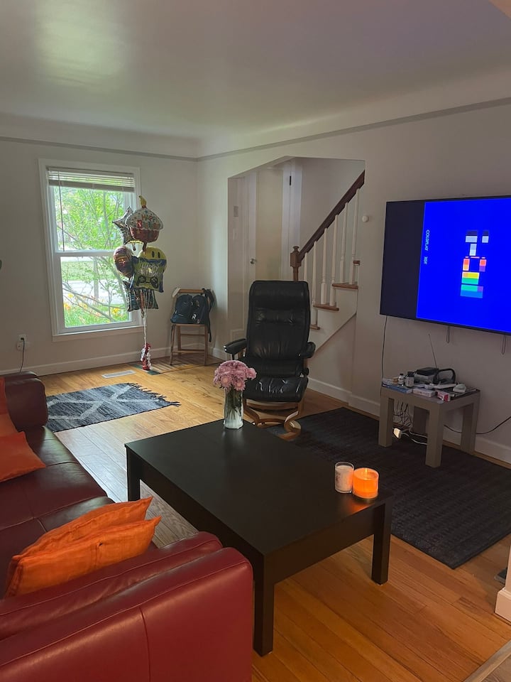 2 Bedroom House On 4th Street Downtown Royal Oak - Royal Oak, MI