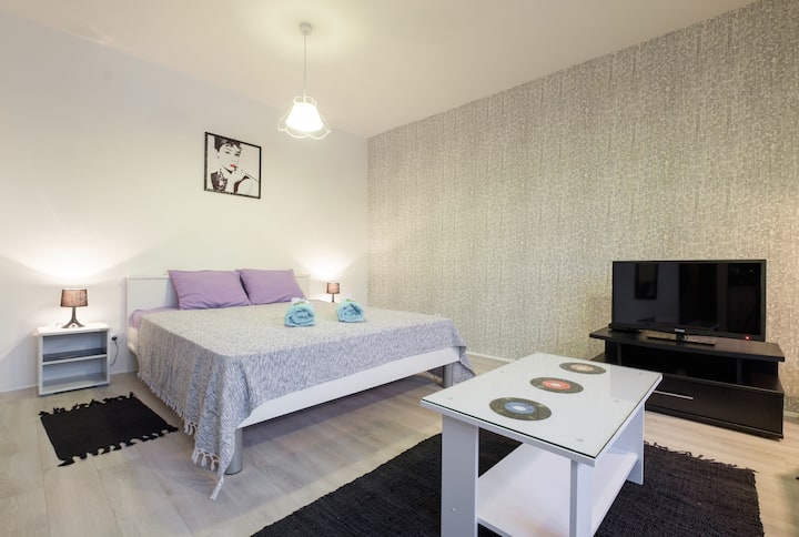 Audrey Studio - Central, Sunny, Clean, Quiet - Belgrad
