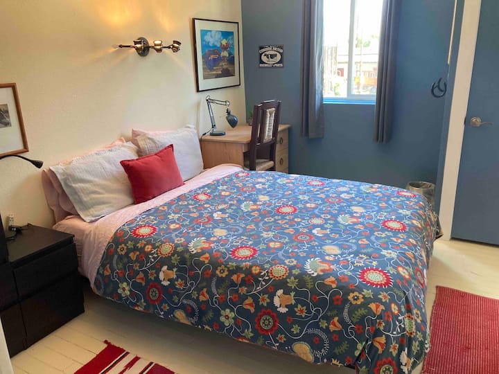 The Blue Room - Room 7 - Mancos State Park, Mancos