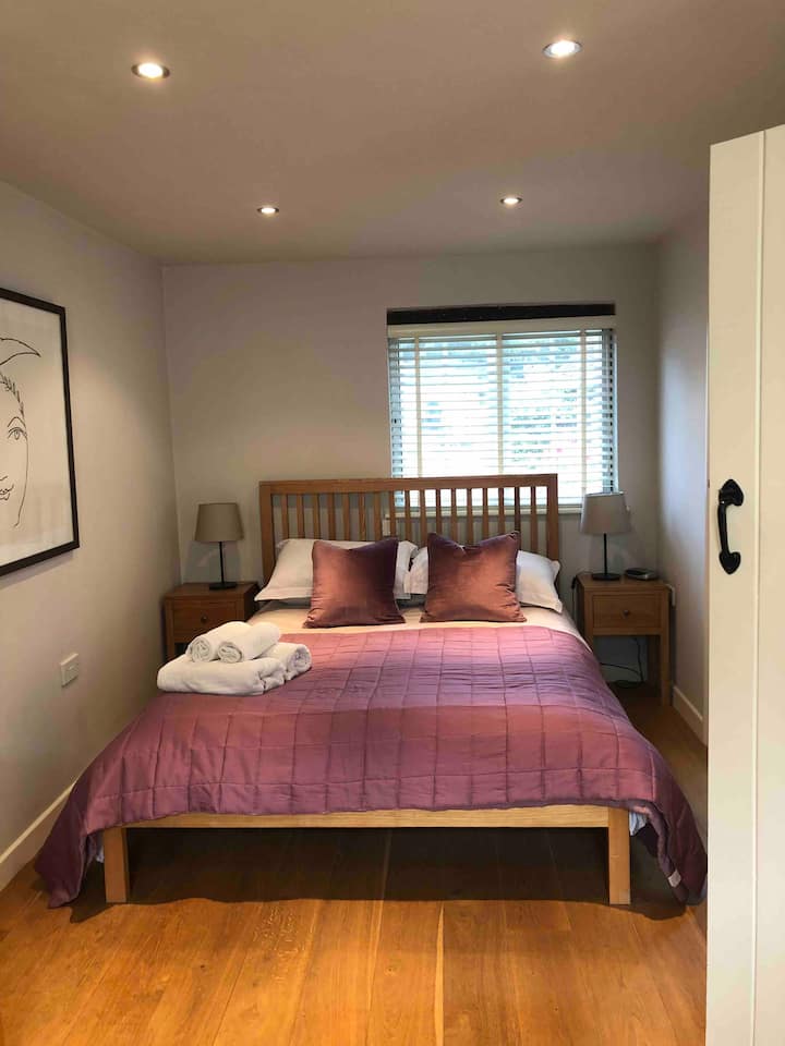Welcome To Wheelwrights - Midhurst