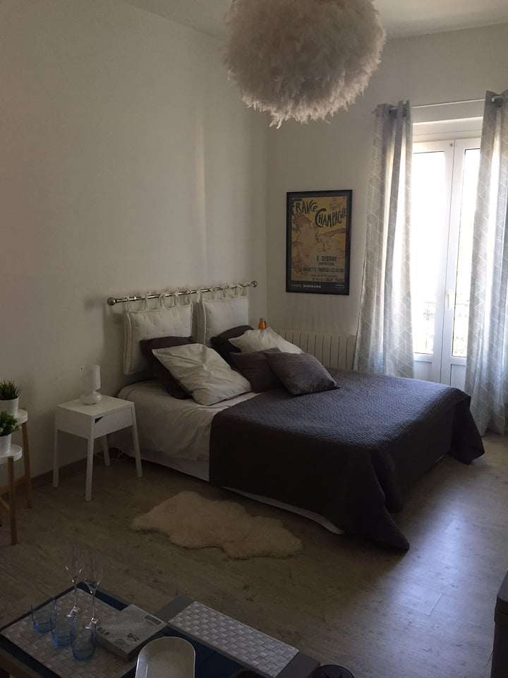 Montpellier Plages Suite Privée Cœur Village - Villeneuve-lès-Maguelone