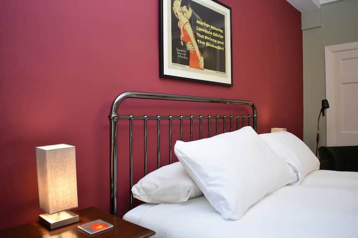 Carlton Street · Charming And Spacious Apartment. - Edinburgh