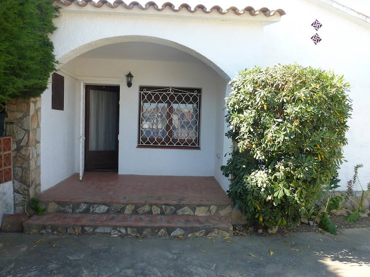 Villa Sylvie- Cerca Playa Riells- 4 Personas - L'Escala