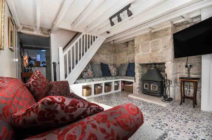 Enjoy A Cosy Relaxed Stay At The Duke’s Cottage. - Weymouth