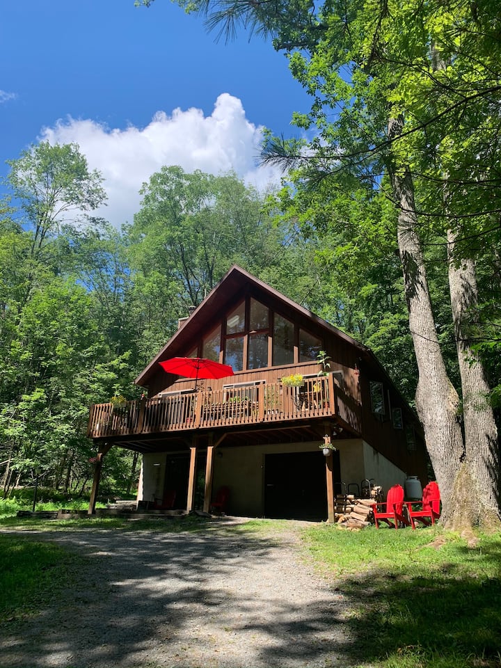 4 Bed Cabin In The Woods. 5min From Delaware River - Waterfront, Cuddebackville