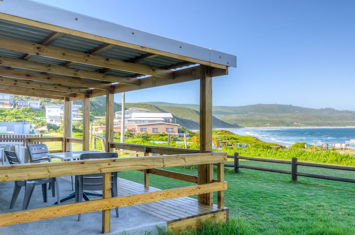 Buffalo Bay Askoek Cottage, Just Above Main Beach - Knysna
