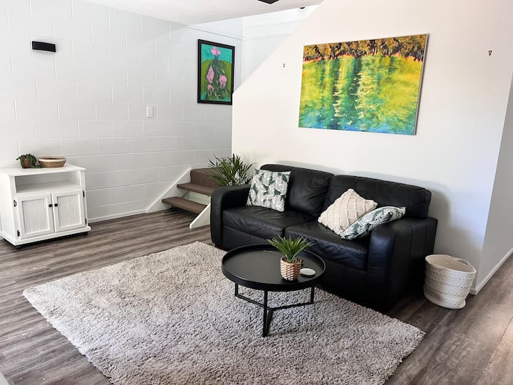 Tropical Townhouse On Mcleod - Cairns