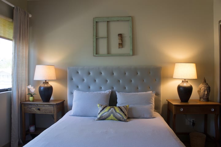 Luxury Downtown Durango Apartment - Durango, CO