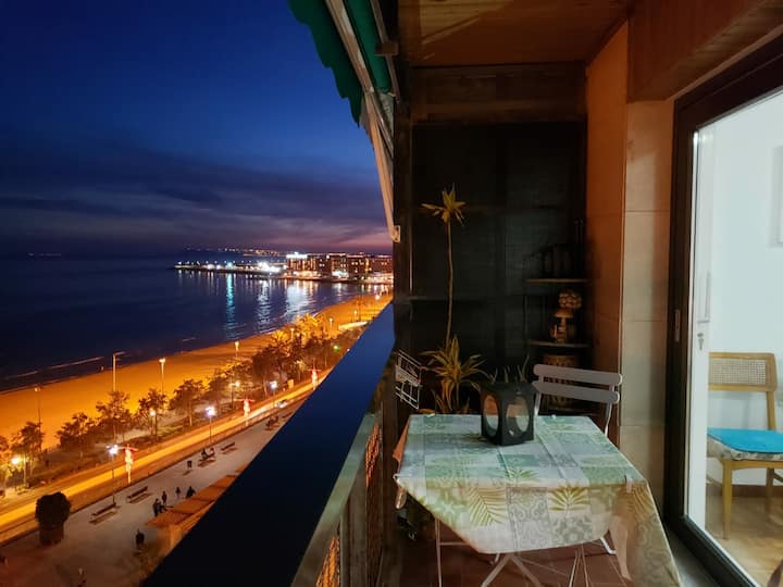 Alicante Primera Línea Con Vistas De Ensueño. - Alicante