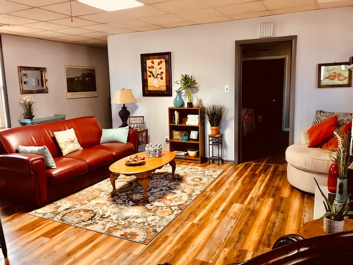 Sunshine Oasis, Lg. Lr,kit,1br Near Ft Gregg Adams - Petersburg, VA