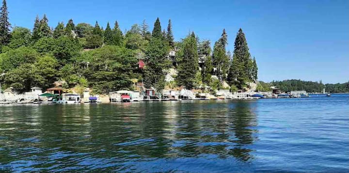 Arrowhead Villa With Lake View Decks - Lake Arrowhead, CA
