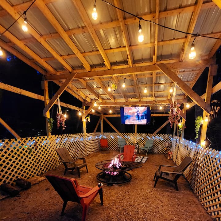 The Bears Den!
2 Premier Lakes Within 1 Mile! - Hayward, WI