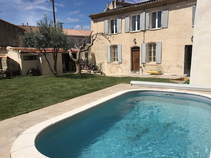 Bastide Du Xviiie Entièrement Restaurée Et Piscine - Marseille