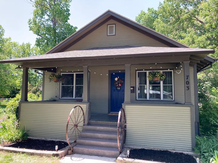 Grace Cottage - Chadron State Park, Chadron