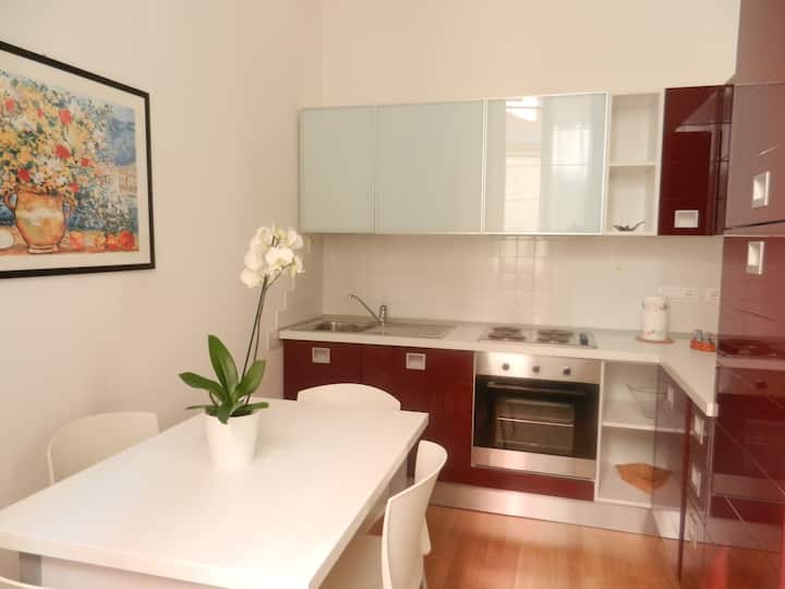 Central Guesthouse - La Spezia