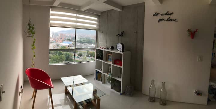 Moderno Apt En Piso 21, Gran Vista, Zona Céntrica - Medellín