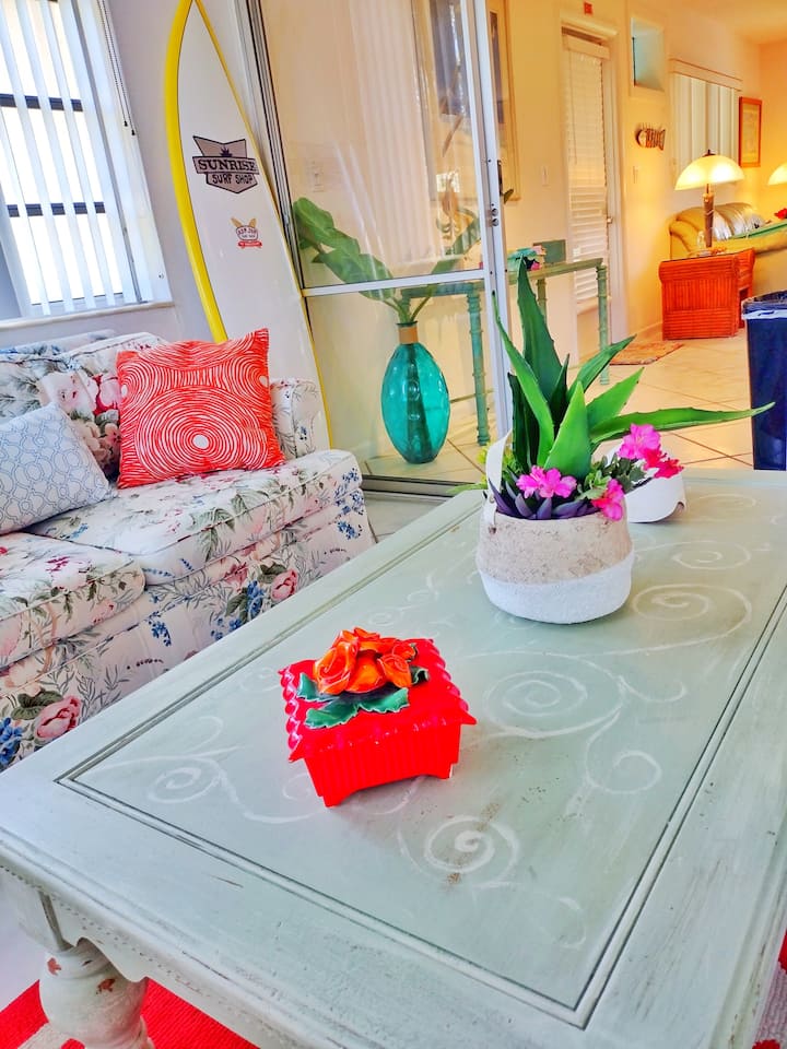 Tropical Mid-century Oasis Home | Jensen Beach - Jensen Beach, FL