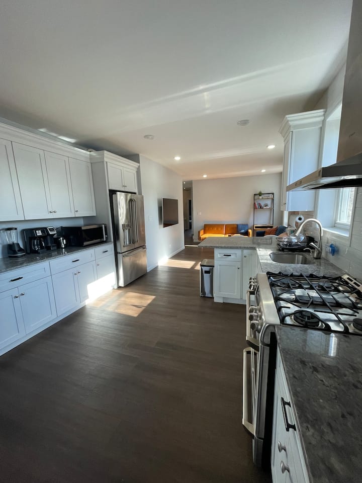 Stylish 4br Sleeps 9 Near Prudential Center&nyc - Newark, NJ