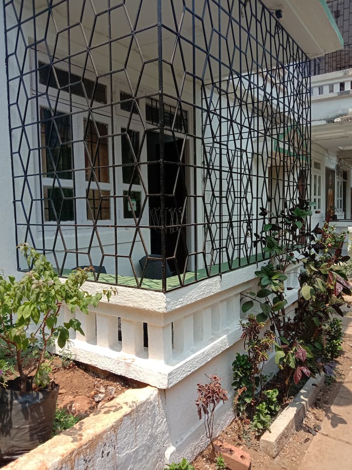 Isaiah's Inn -Cosy Holiday Home Near The Beach - Goa