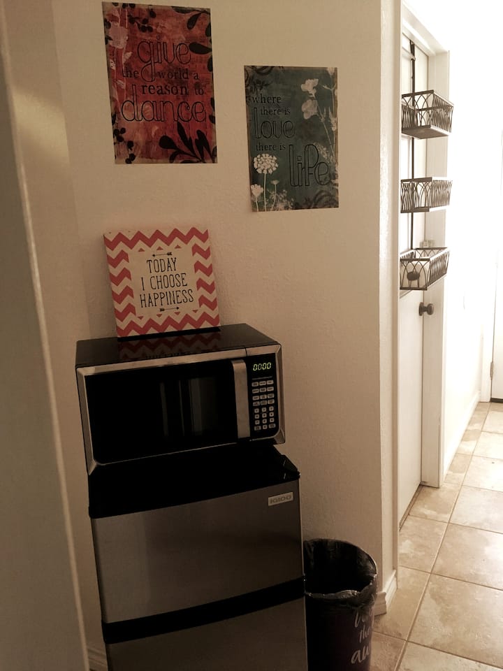 Monthly, Private Entry, Keyed Room, Twin Bed - Denton, TX