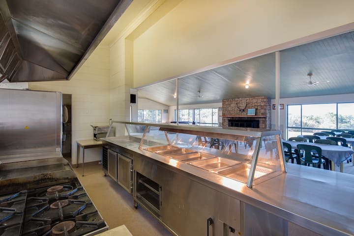 School Camp On Gippsland Lakes, Room 8 - Pelican - Bairnsdale