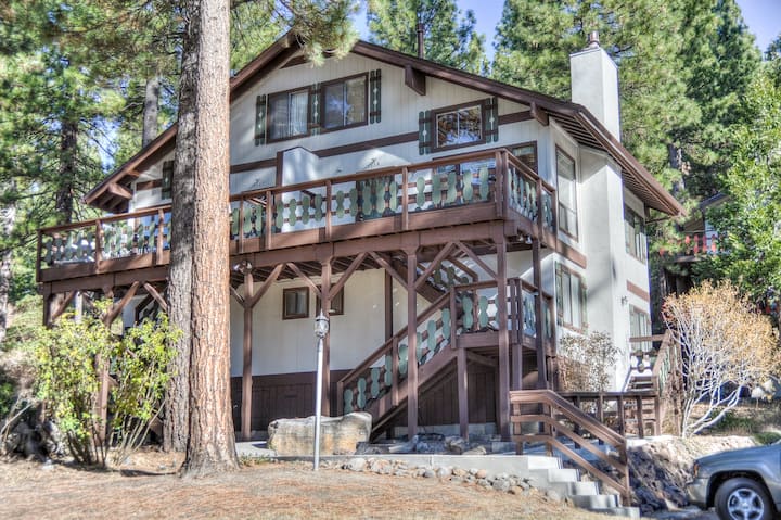 Lucerne Chalet W/ Views - Carson City, NV