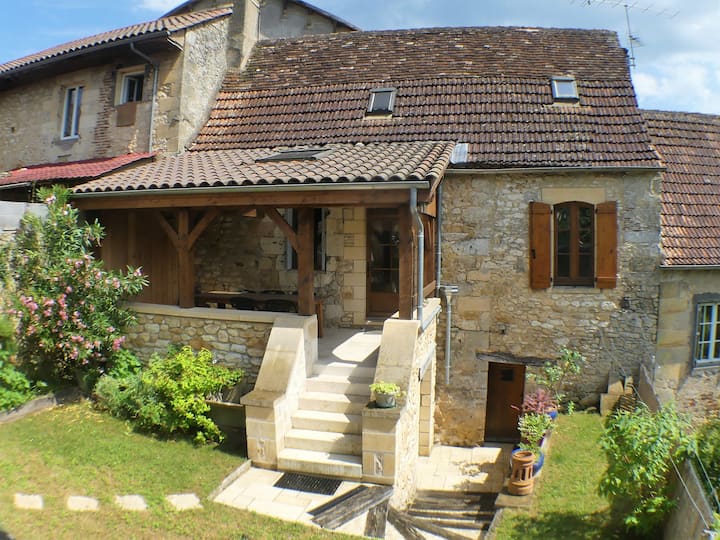Adorable Maison De Village Avec Jardin Clos - Les Eyzies-de-Tayac-Sireuil