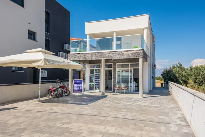 Apartment Krpan 2 - Vir, Kroatien