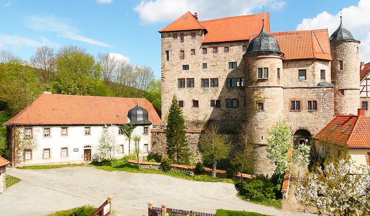 Castle Johanniterburg Kühndorf - White House - Meiningen